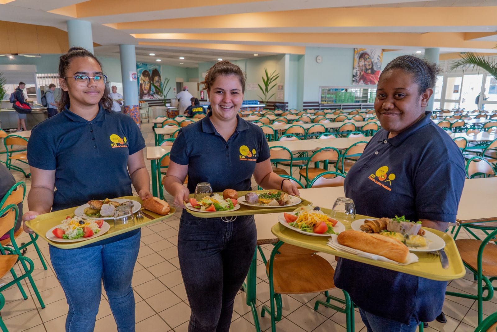 1000 repas équilibrés et 100% locaux au Lycée Dick Ukeiwé | Sudmag